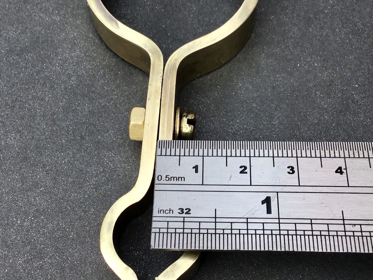 Bathroom Wash Basin Waste Pipe Water Pipe Bracket Solid Brass