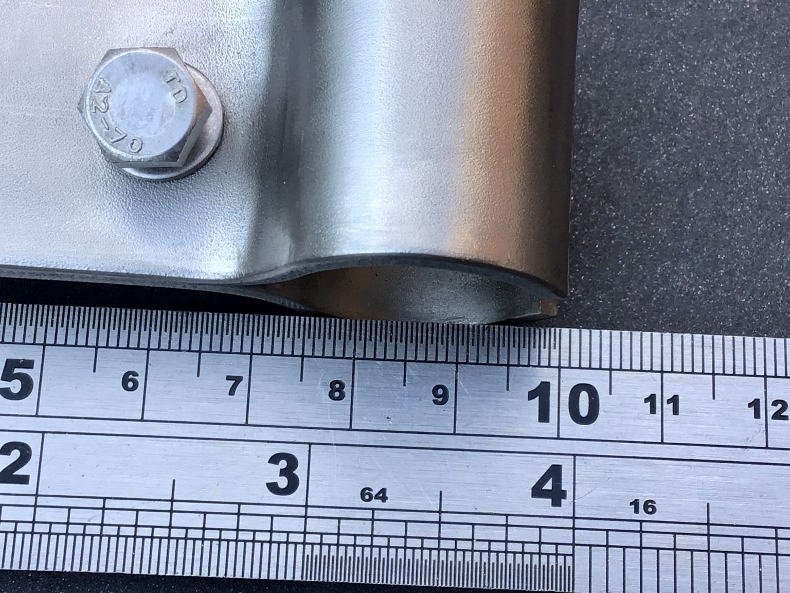 Twin 25mm Pipe Clamp Bracket 25mm OD Double Pipes TW2530